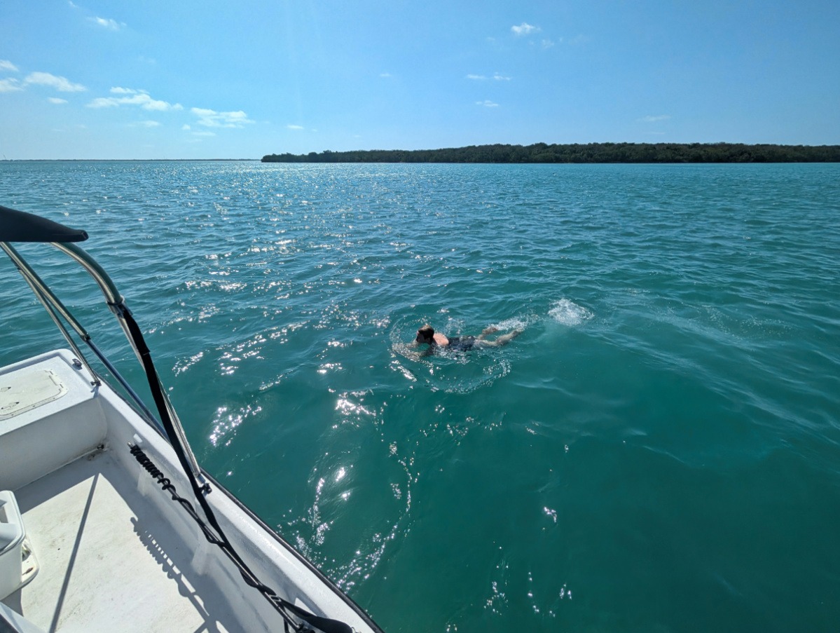 Florida Keys Boat Rentals: Exploring the Backwaters on Your Own